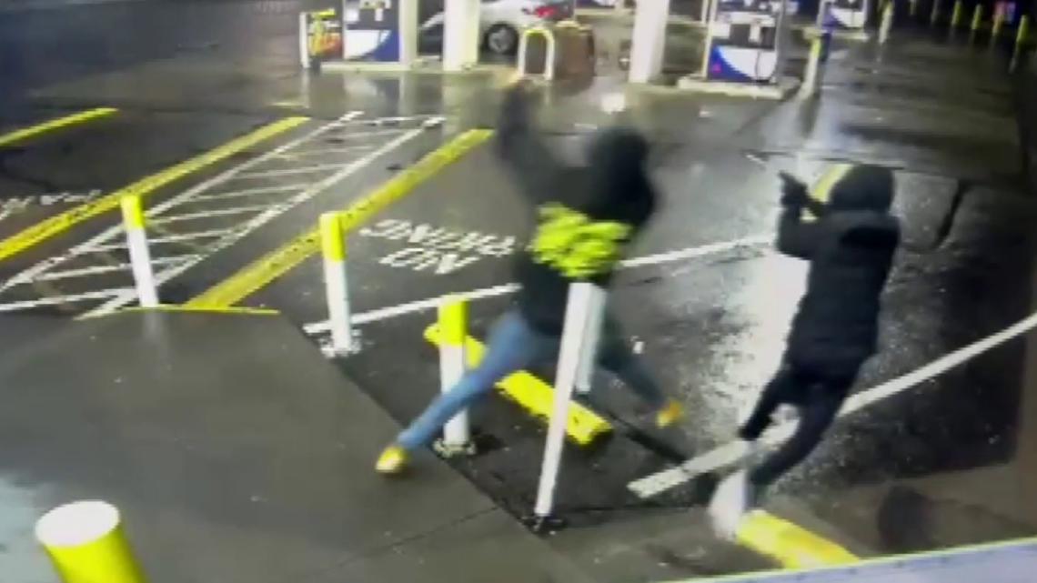 Shootout at Federal Way gas station causes $10K in damages | king5.com