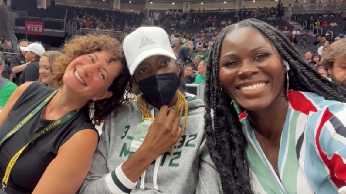 Coaches and teammates remember Storm legend Simone Edwards | king5.com