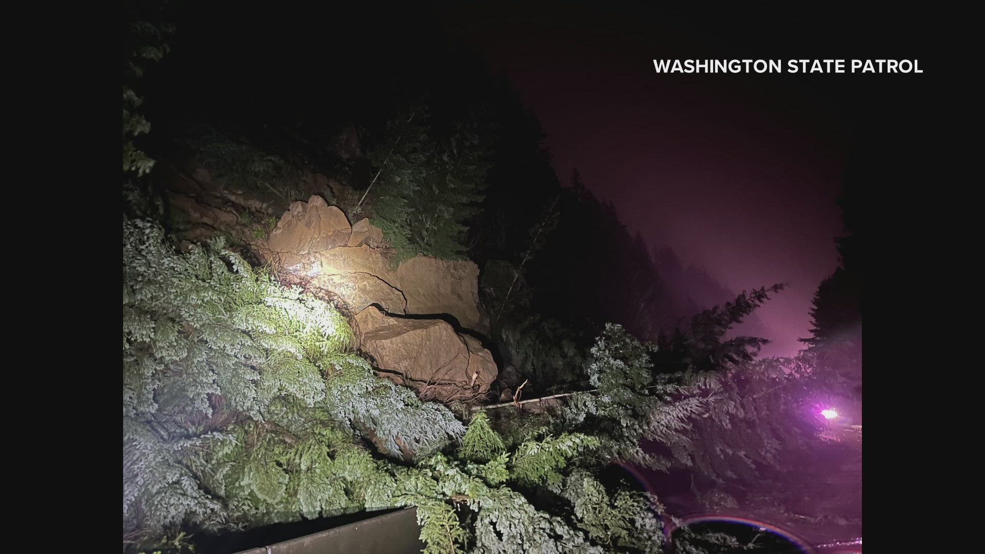 BREAKING: Landslides blocking I-5 near Bellingham | king5.com