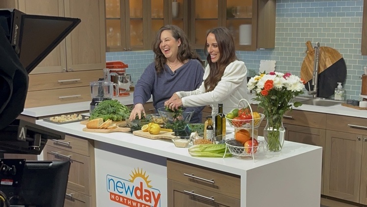 Kelly Hanson named new host of New Day Northwest | king5.com