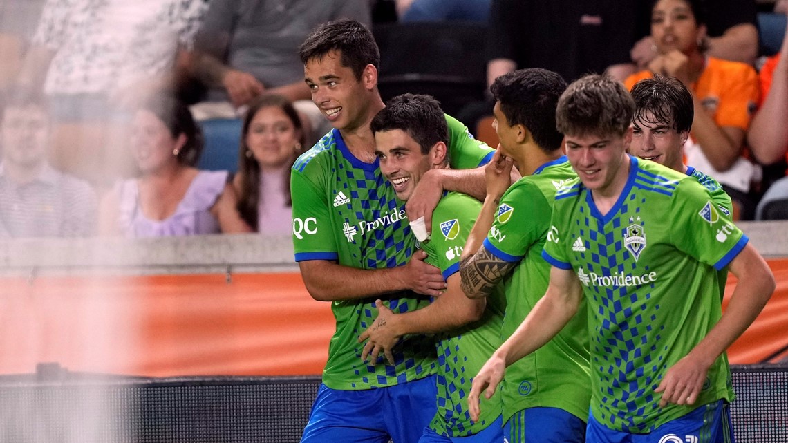 Unlikely hero lifts Sounders to 1-0 victory over Dynamo | king5.com