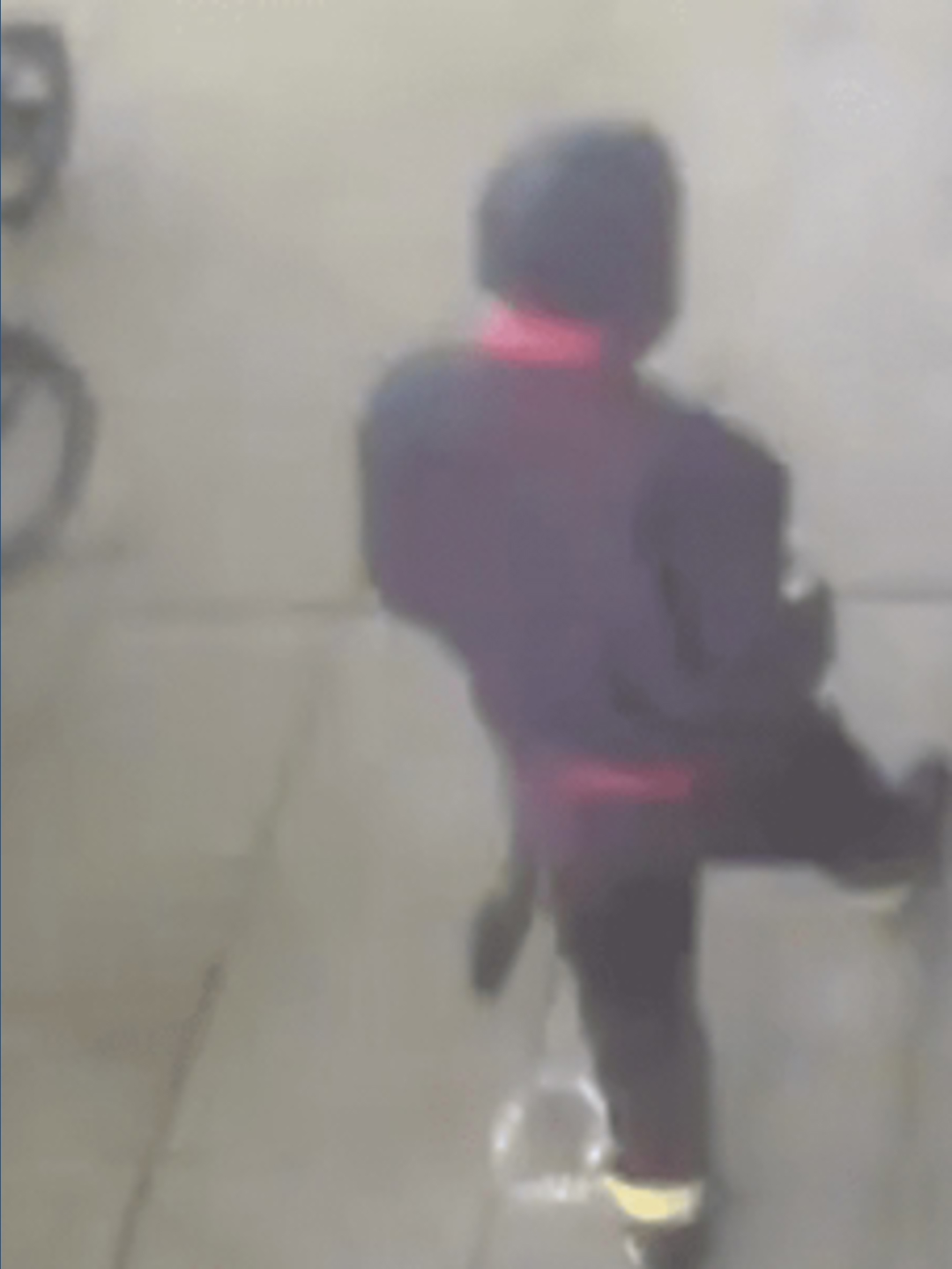 Man arrested for two Seattle bank robberies after note asking for money ...