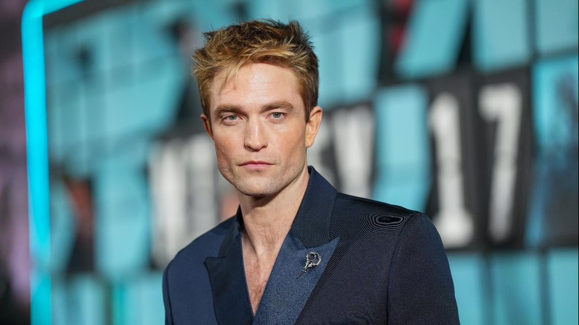 Robert Pattinson and co-stars walk the red carpet in London for world ...