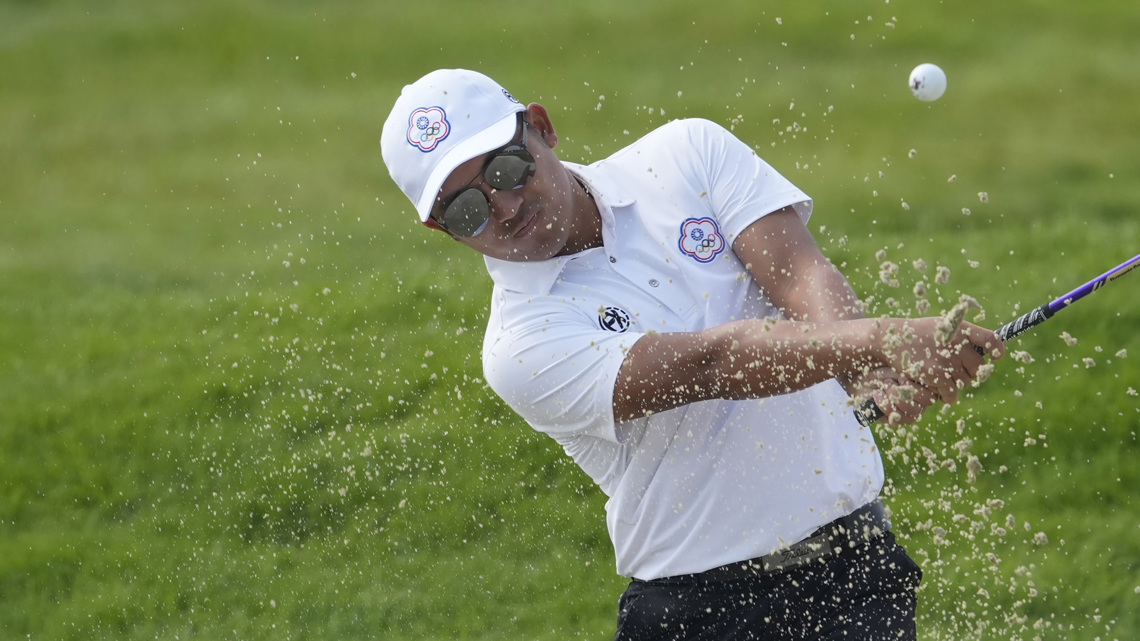 Paris Olympics golf results: UW's C.T. Pan surges into contention ...