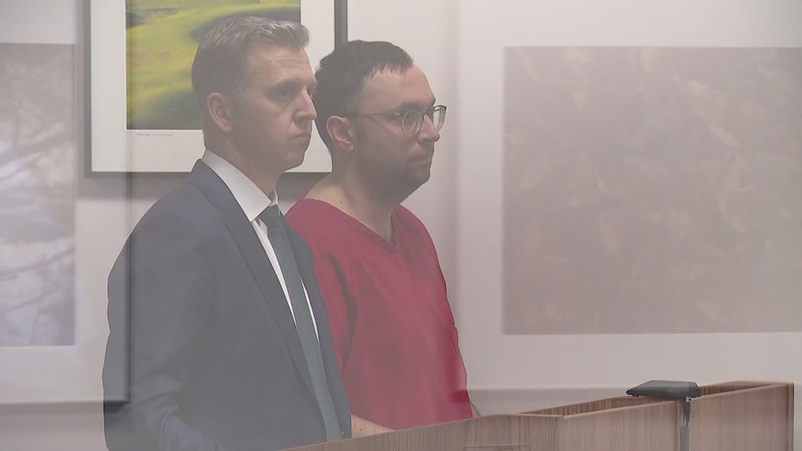 Man accused of exposing himself to 11 children in Seattle neighborhoods ...