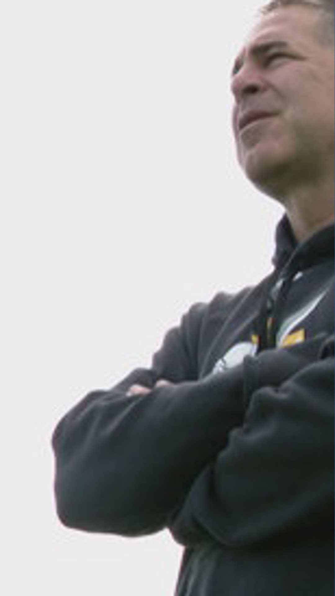 PLU soccer coach still going strong after Parkinson's diagnosis | king5.com