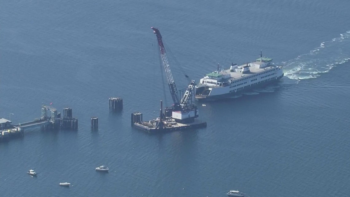 Repair barge fixing Fauntleroy terminal damaged by state ferry | king5.com