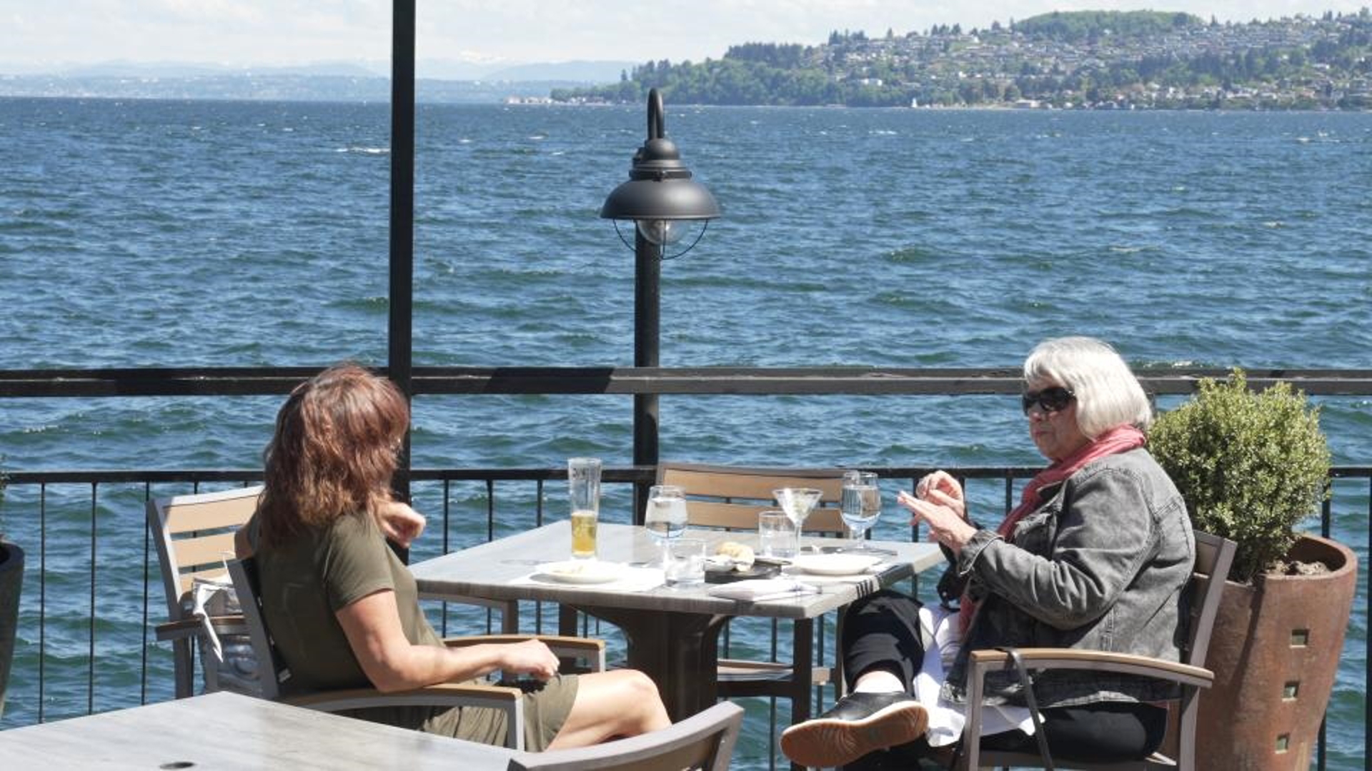 Tacoma's Lobster Shop serves delicious seafood | king5.com