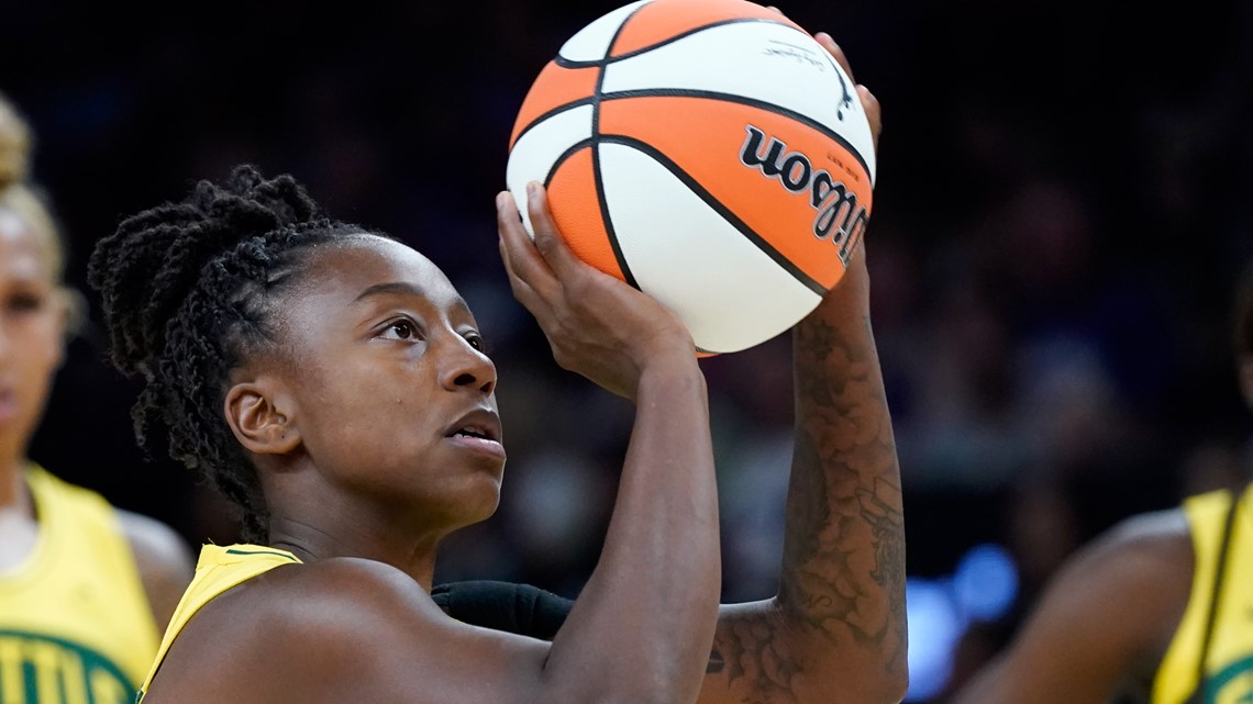 Jewell Loyd scores 16, Skylar Diggins-Smith adds 13, 8 assists as Storm ...