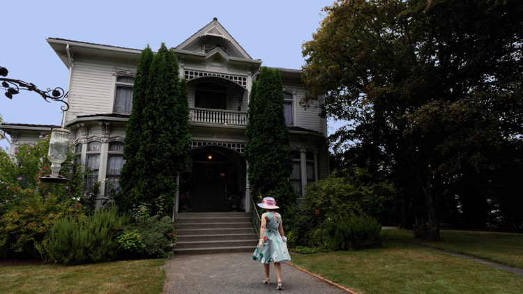 The Secret Garden in Sumner offers afternoon tea to club members ...