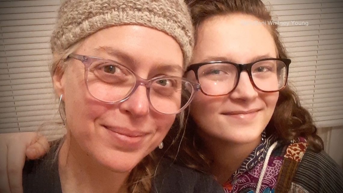 Grieving Skagit County mother marks birthday of daughter killed in 2024 ...