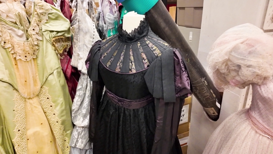 Seattle Opera to sell over 2,500 handmade costumes | king5.com