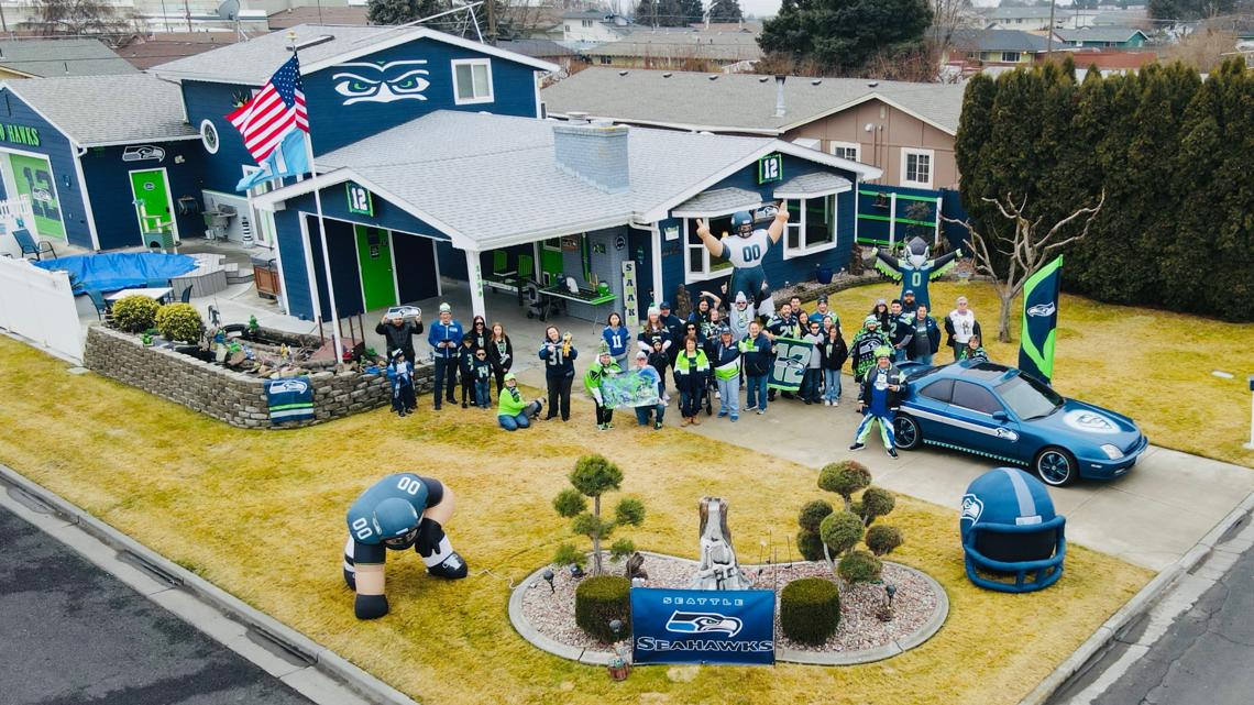 Seahawks house unites fans ahead of Super Bowl | king5.com