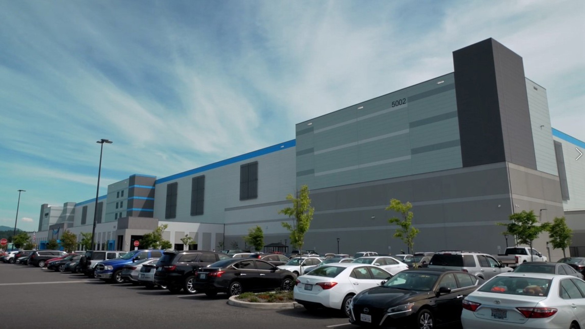 Inside Amazon's largest fulfillment center in Washington state | king5.com