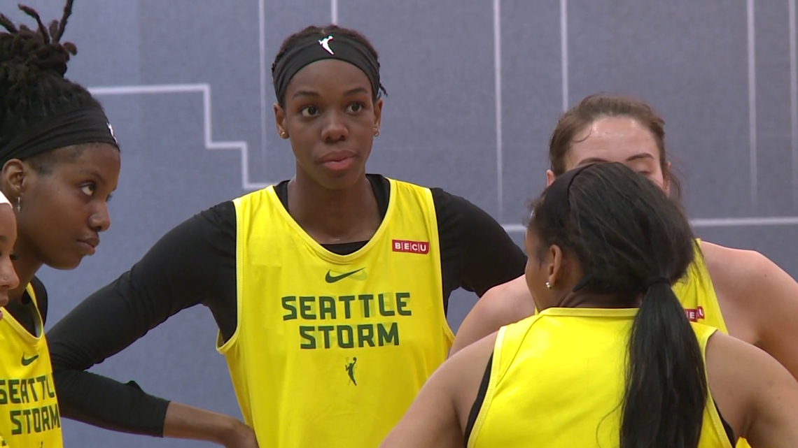 Dominique Malonga makes Seattle Storm practice debut | king5.com