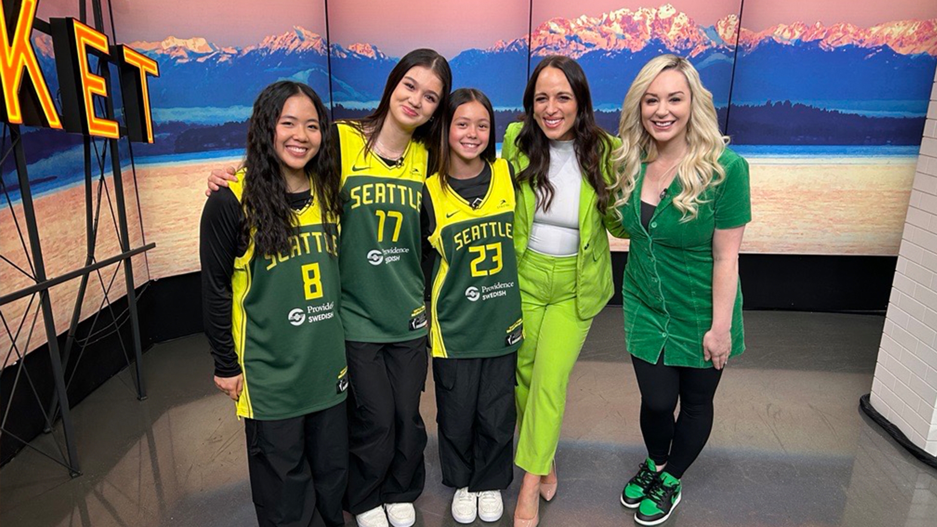 Seattle Storm holds dance troupe auditions - New Day NW | king5.com