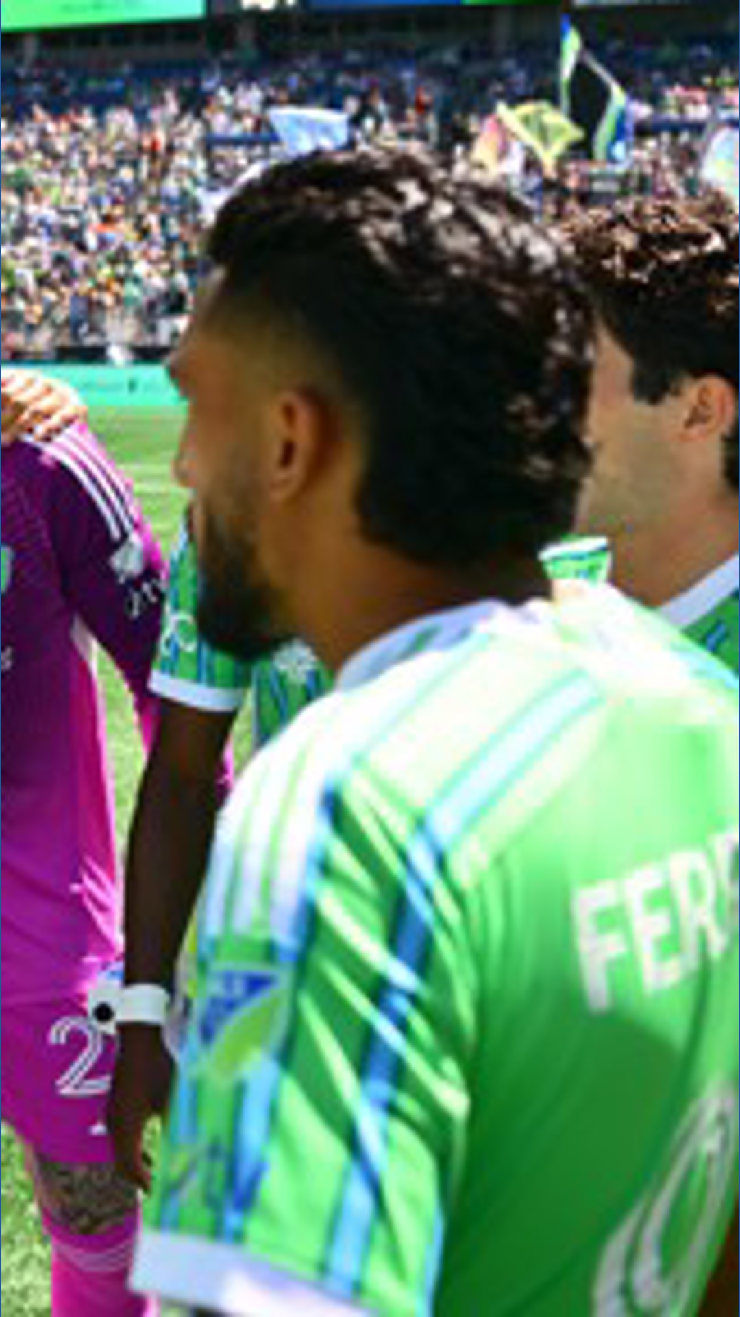 Stefan Frei taken off field in ambulance as Sounders and Crew play to 1 ...