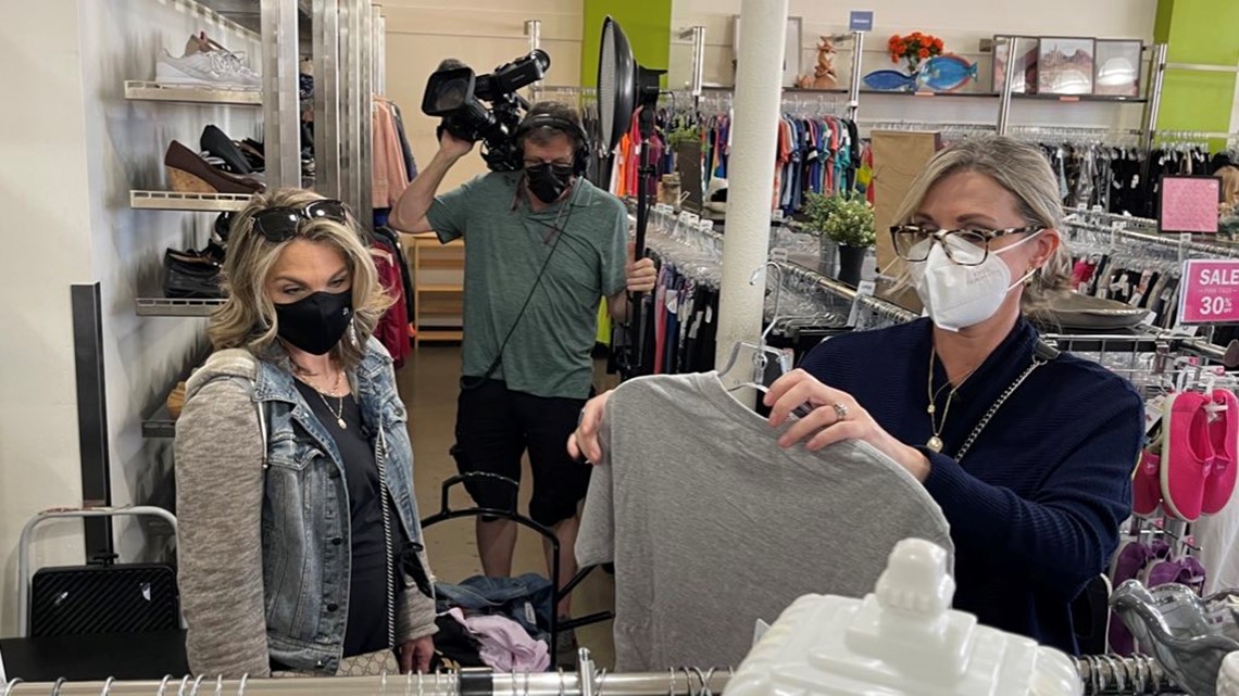 Amity Addrisi & Kim Holcomb go thrift shopping in Seattle | king5.com