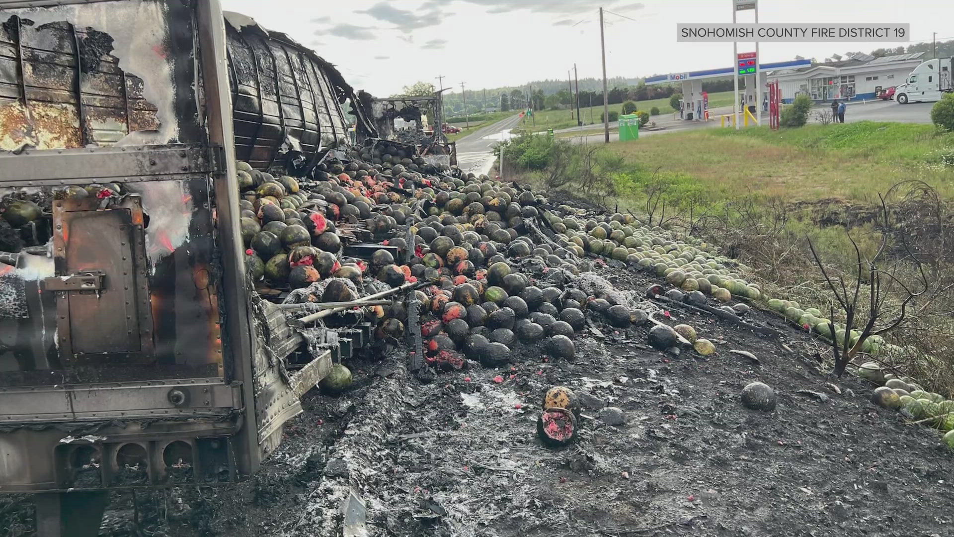Truck carrying watermelons catches fire in Snohomish County | king5.com