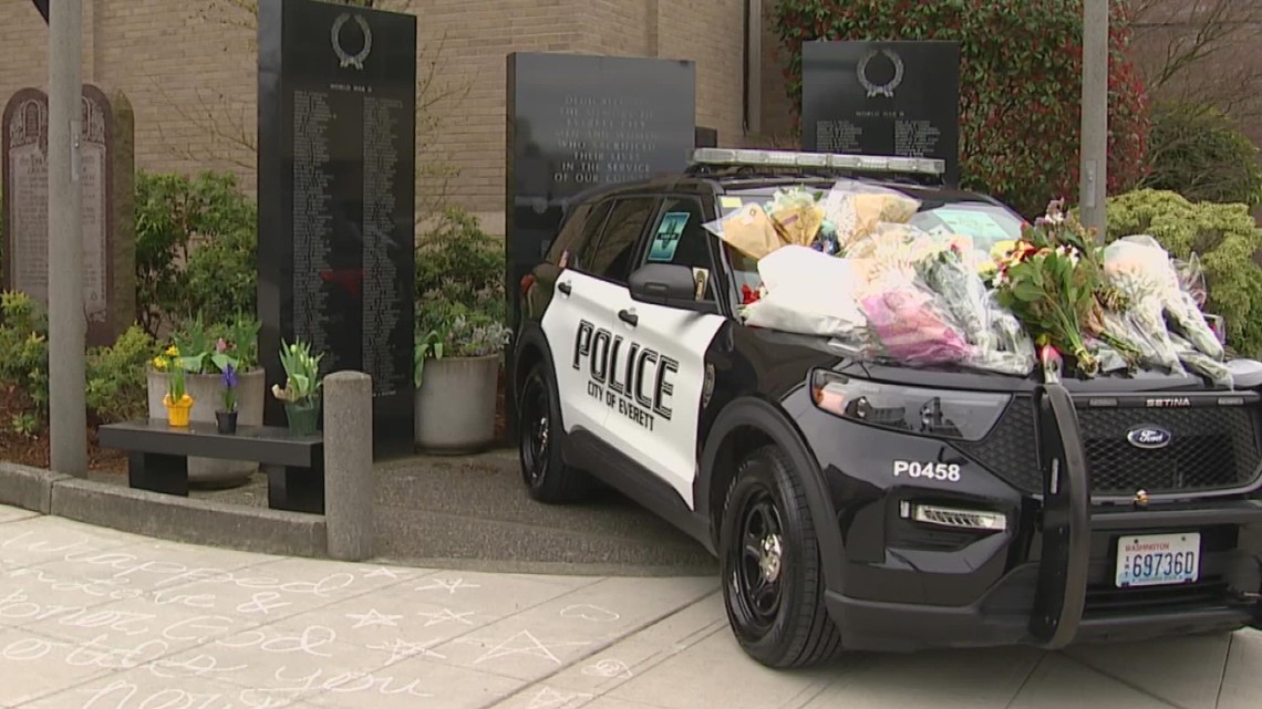 Everett police chief, community reflects on life of officer killed in ...