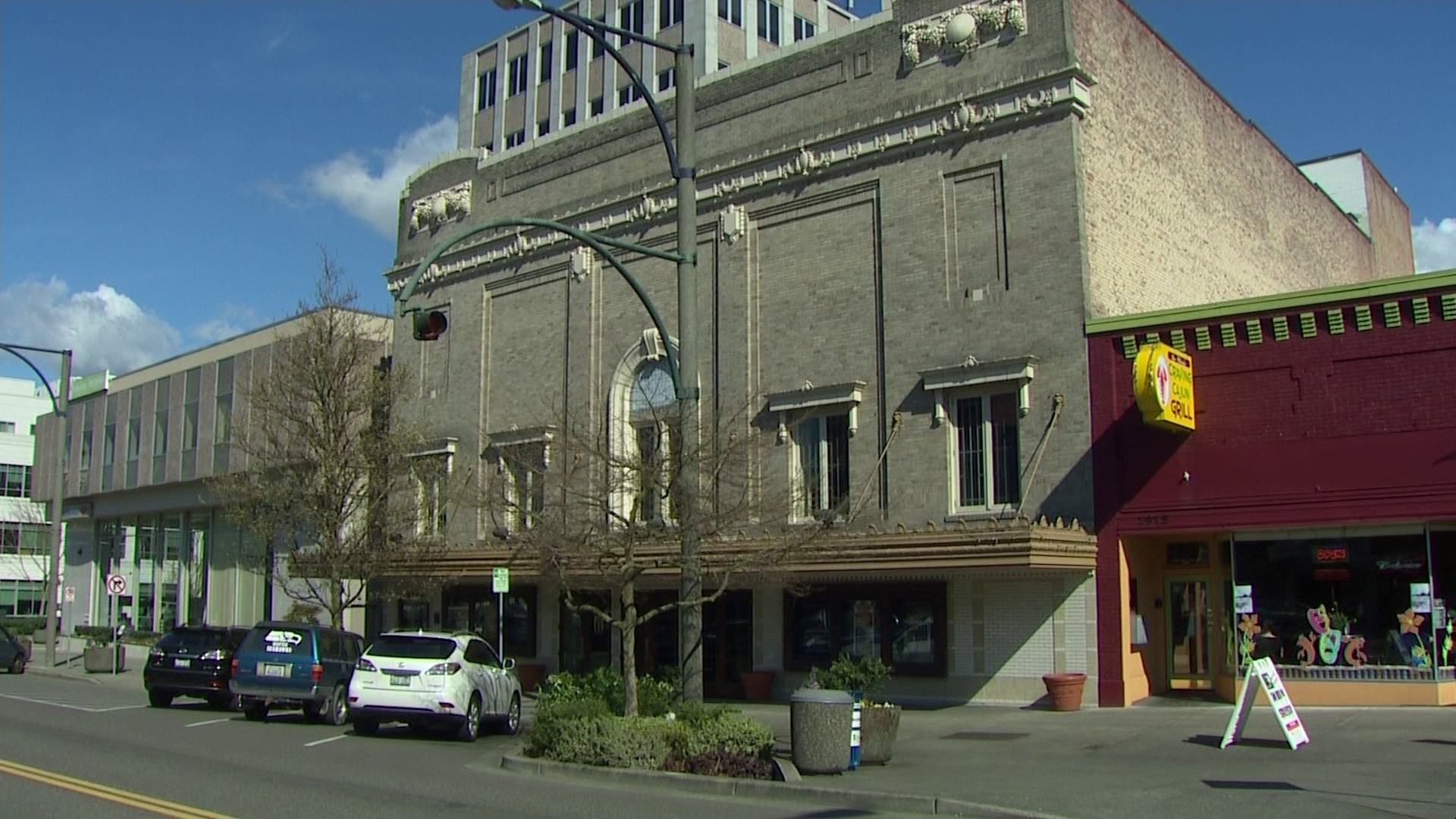 Historic Everett Theatre set to reopen Sept. 12 | king5.com