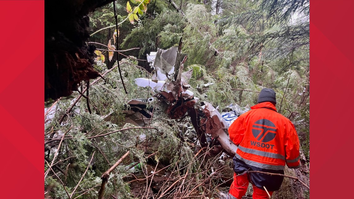 Missing Tacoma pilot found dead inside crashed aircraft | king5.com