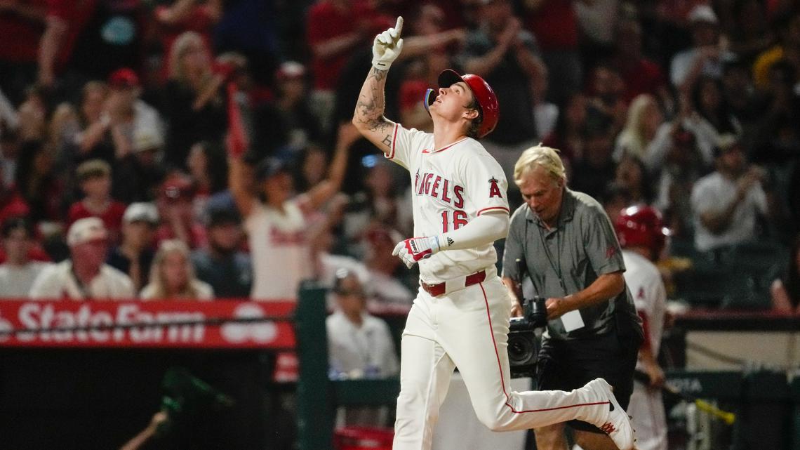 Moniak's two late homers, including walk-off shot, rally Angels past ...
