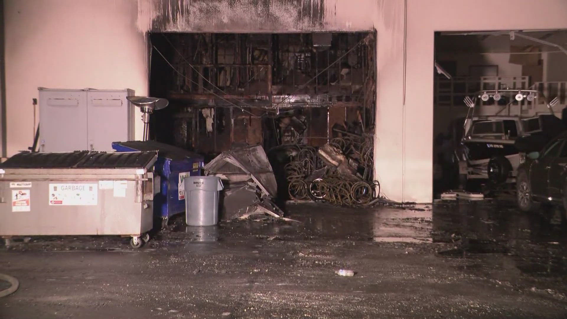 Armed suspect presumed dead in fire at Auburn business | king5.com