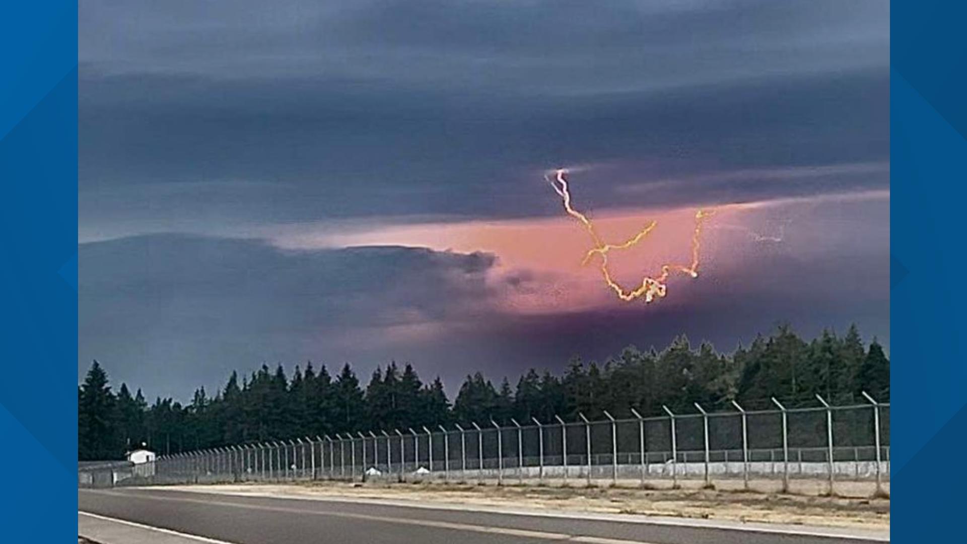Viewer's lens: Thunderstorms hit western Washington | king5.com