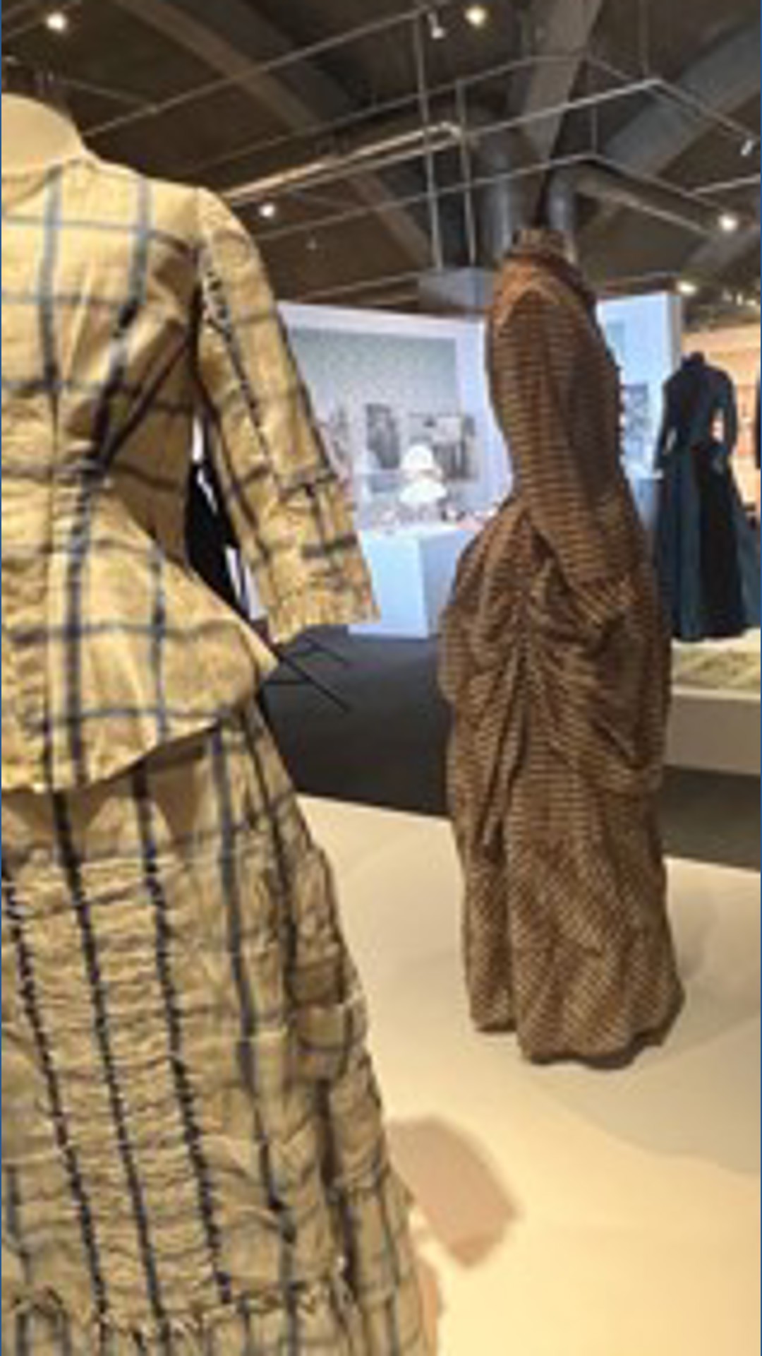 Explore 'Dressing the Gilded Age' Exhibit at WA State History Museum ...