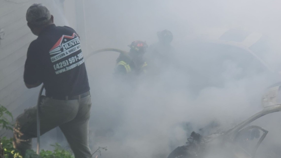 'He's a hero': Neighbor jumps into action to contain a fire near South ...