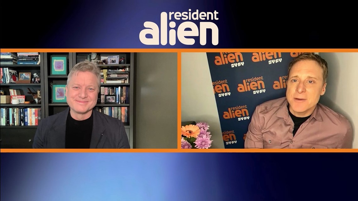 Hit show 'Resident Alien' returns to earth for season 2 | king5.com