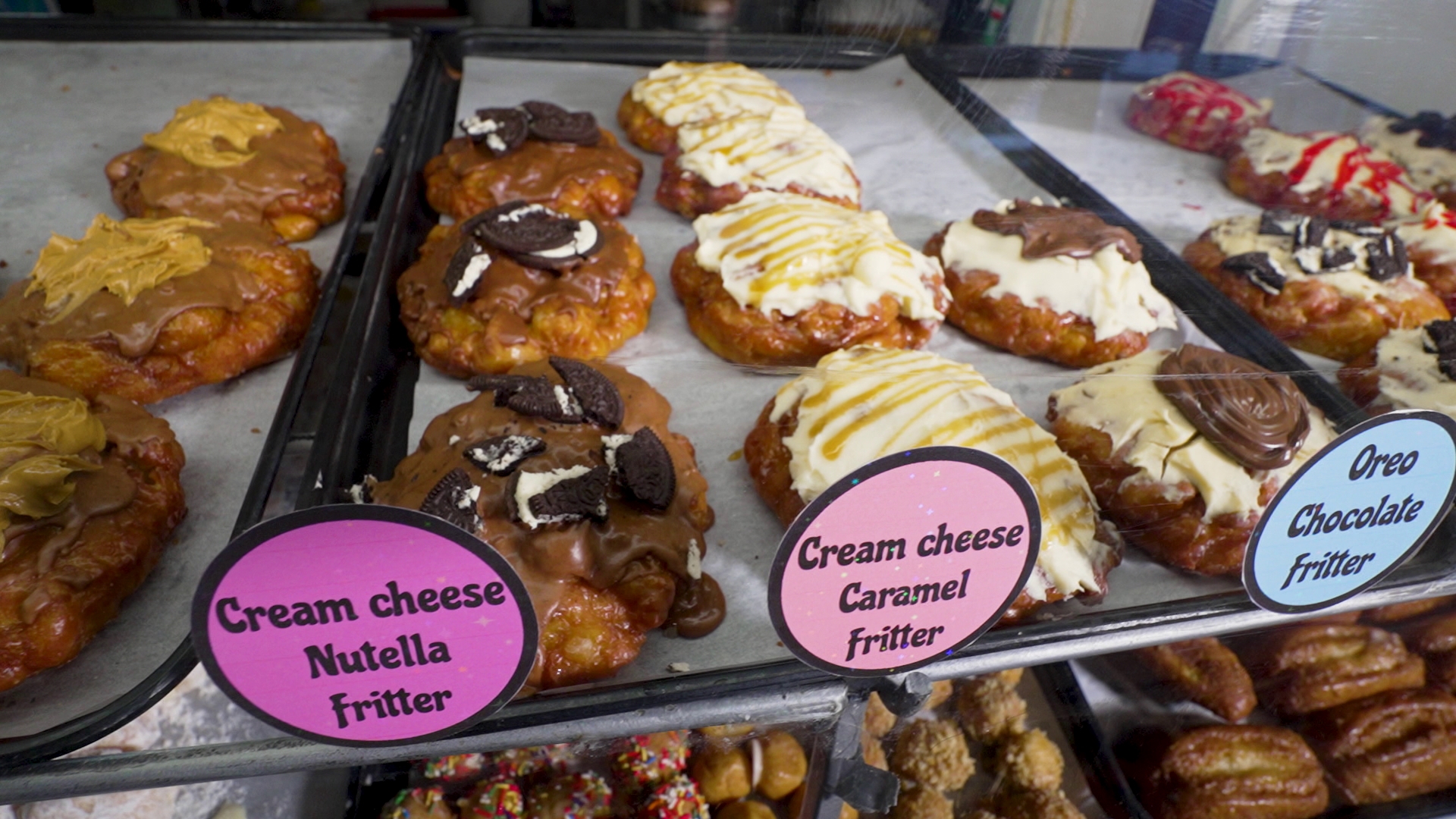 The PNW donut shop with 21 different fritter flavors | king5.com