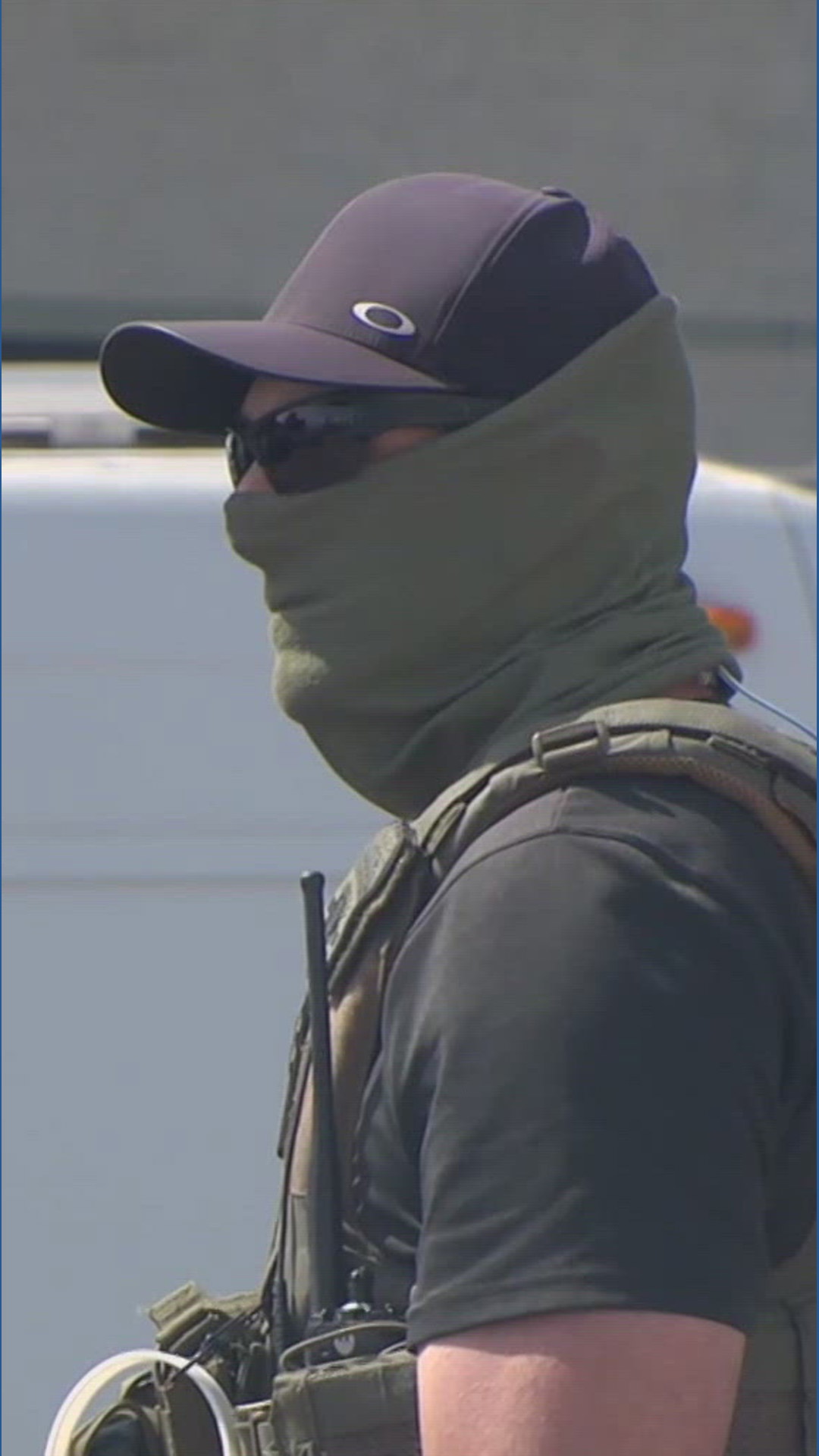 Seattle wants to ban ICE agents from wearing face masks | king5.com