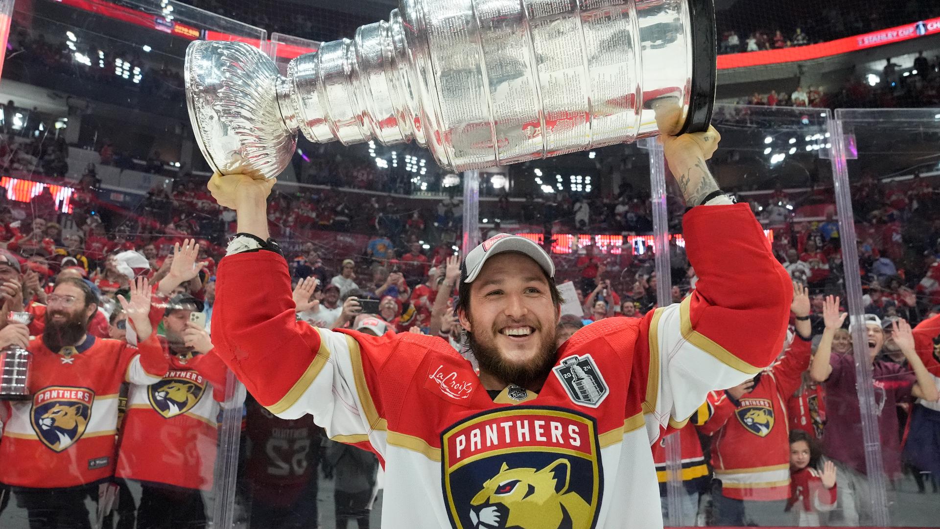 Kraken begin NHL free agency with Brandon Montour signing | king5.com