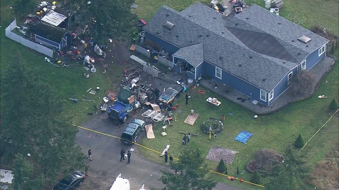 Police: Port Angeles triple homicide victims likely killed by someone ...