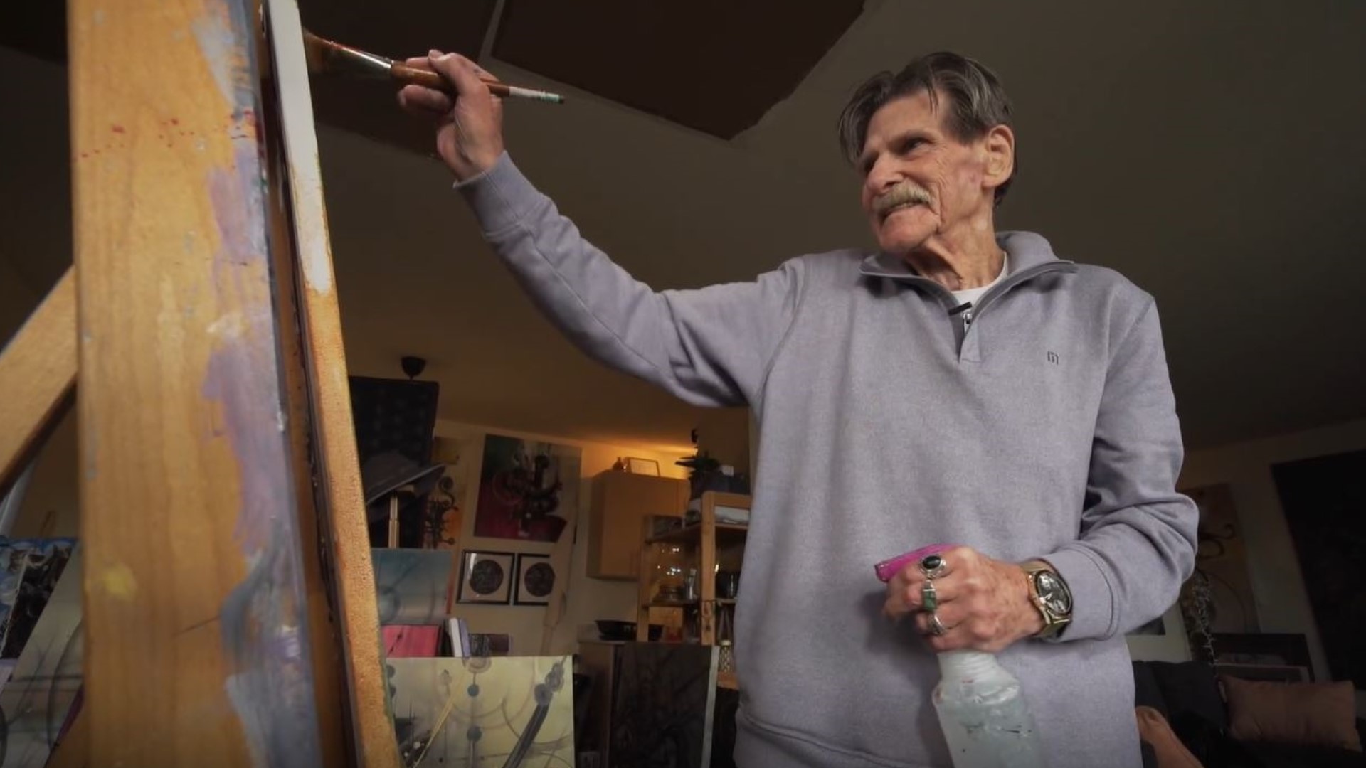 Everett artist embraces freedom to paint after being granted clemency ...