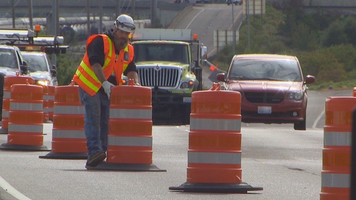 ‘Stay off your cell phones’: WSDOT crews frustrated with crashes in ...