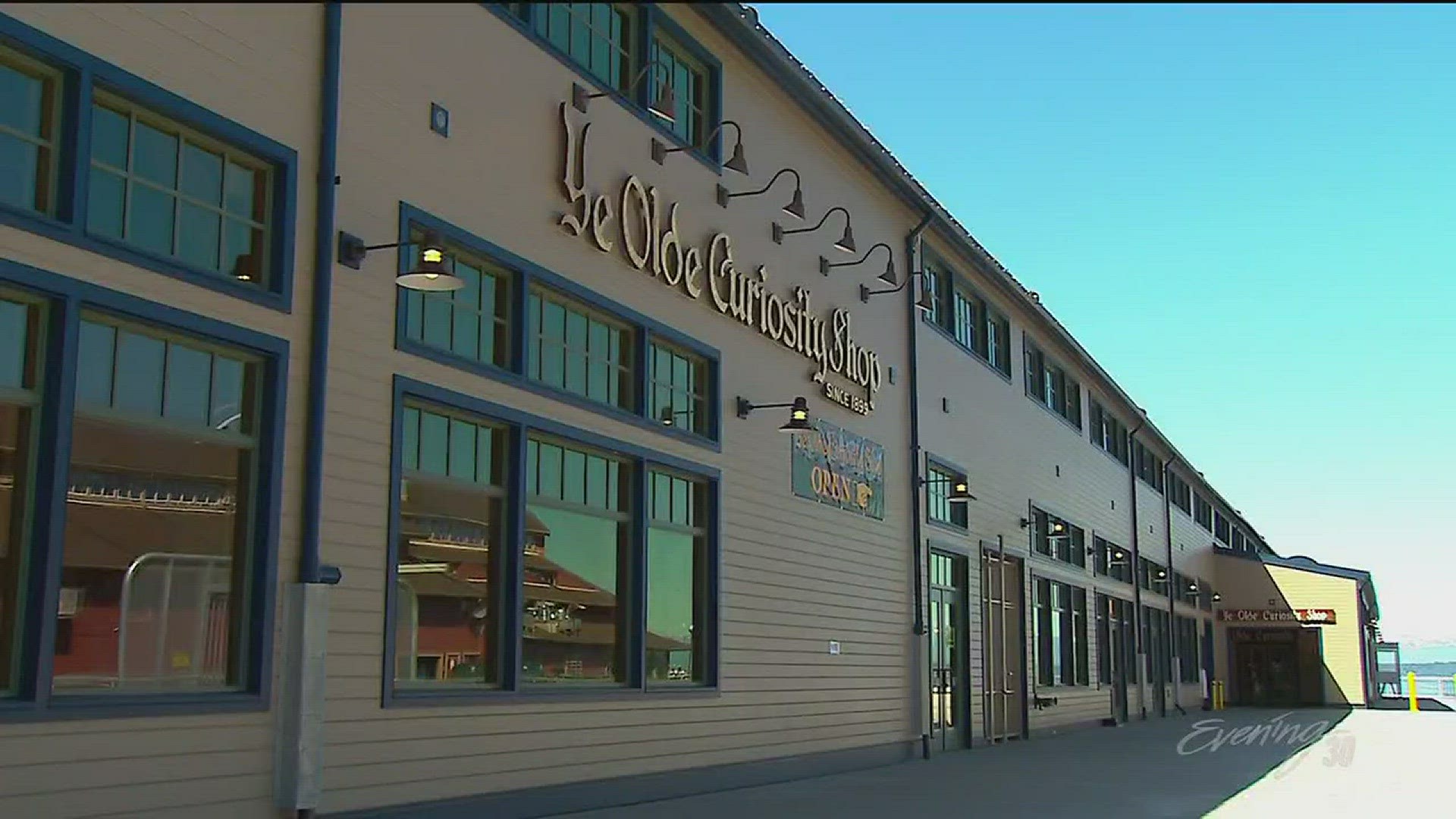 Best Souvenir Shop has some creepy inventory | king5.com