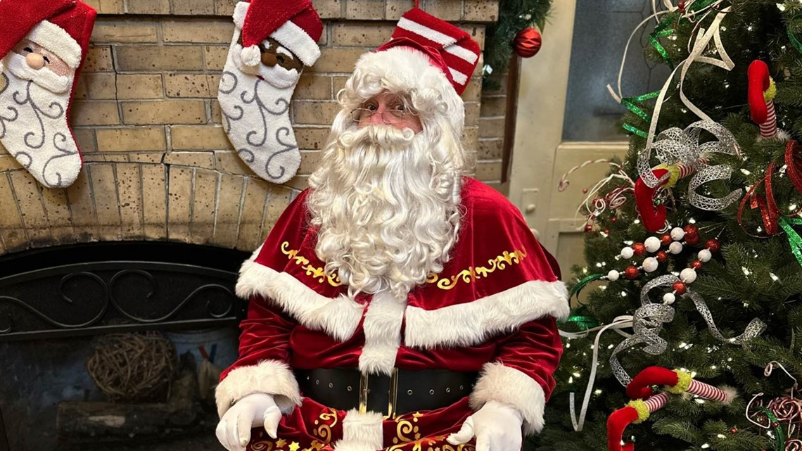 Meet Santa for free at this South Seattle family restaurant | king5.com