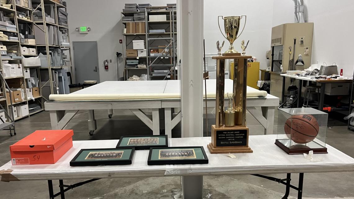 MOHAI says 5,000 Sonics artifacts would go to new Seattle NBA owners if ...
