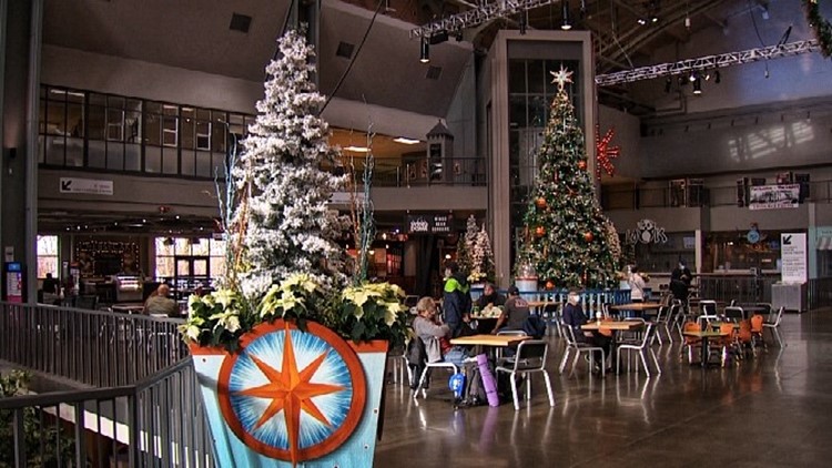 Seattle Center welcomes back families to Winterfest | king5.com
