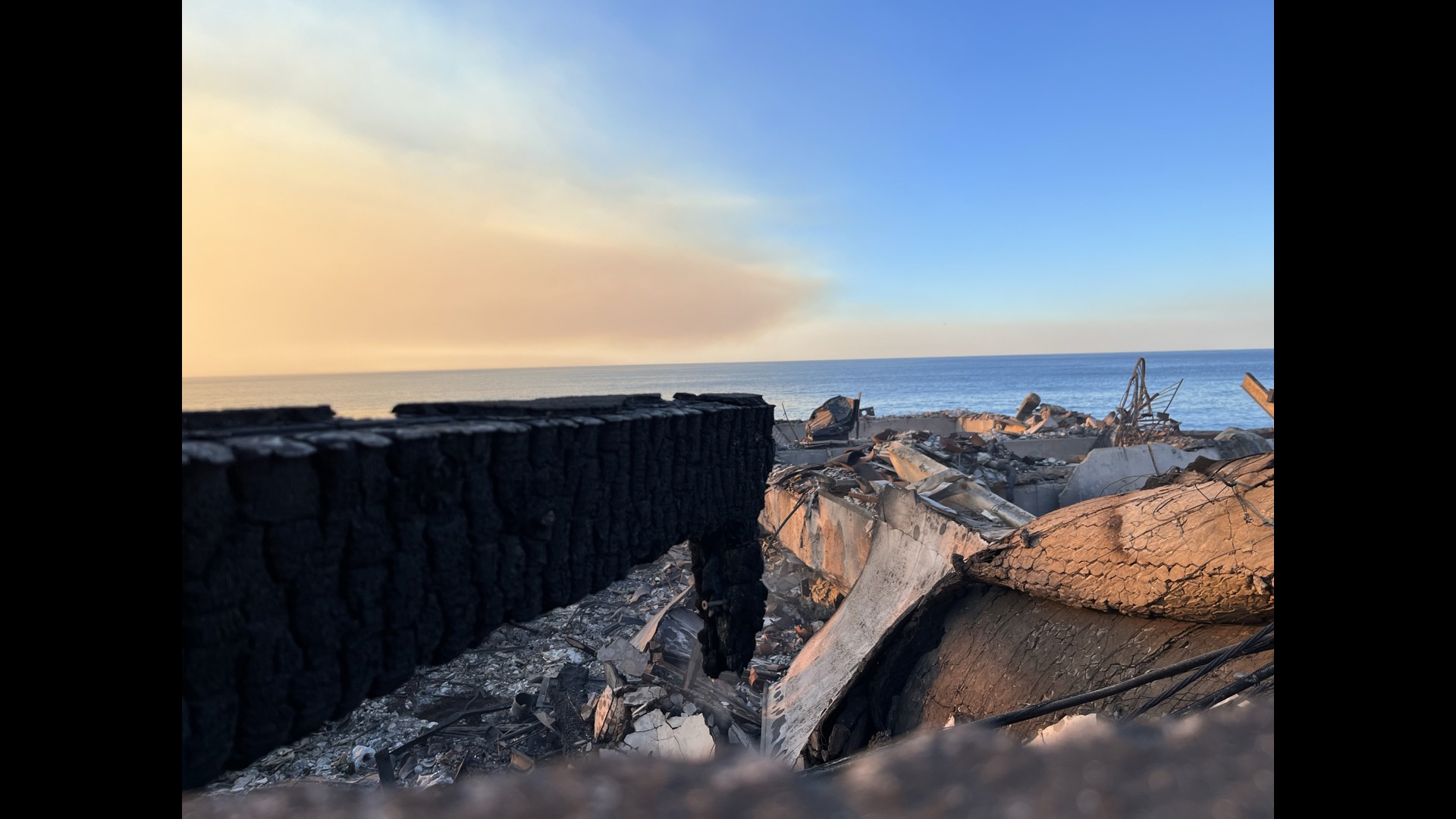 'It was a firestorm': Wildfires devastate Malibu neighborhood | king5.com