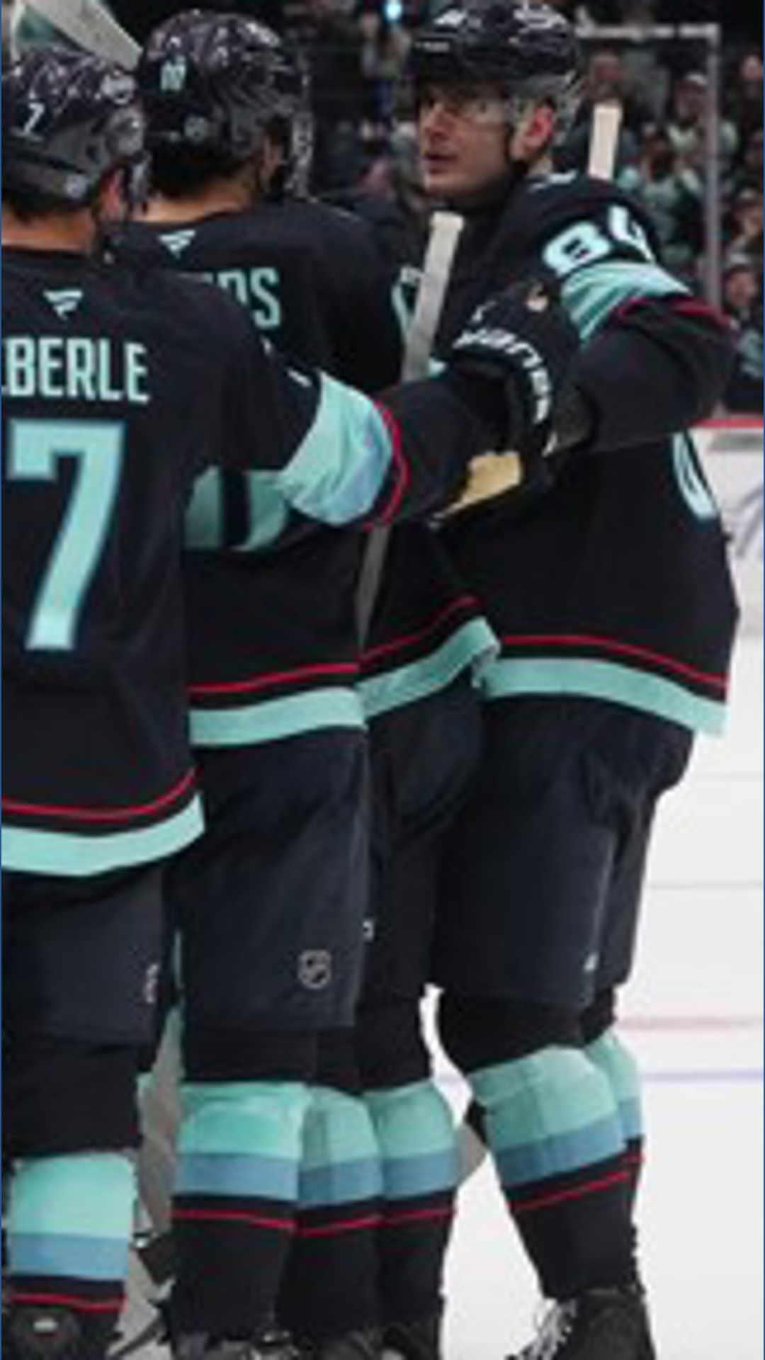 Vince Dunn scores in OT as Kraken beat Kings, end six-game skid | king5.com