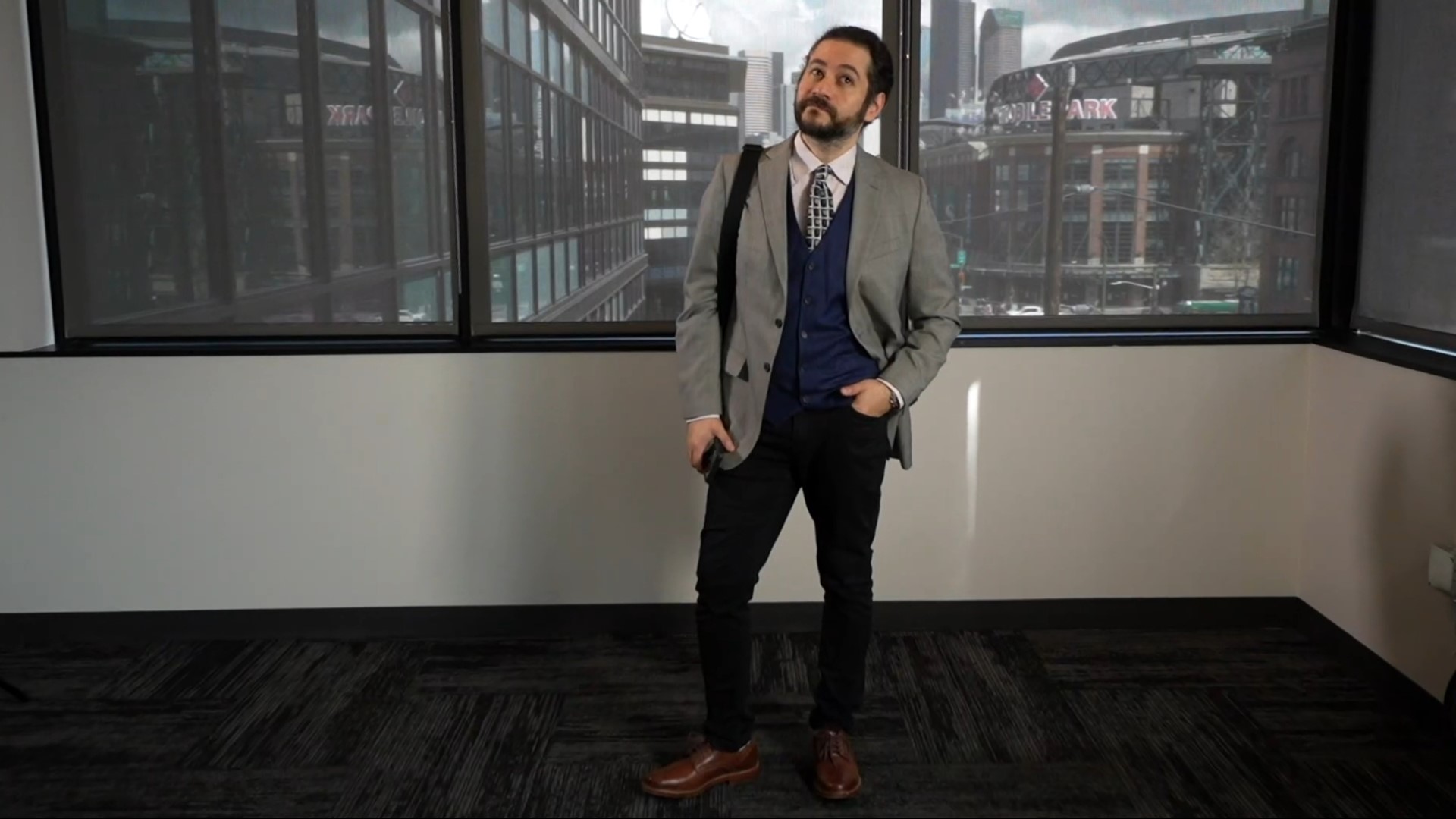 Recreating runway fashion at Evergreen Goodwill in Seattle | king5.com