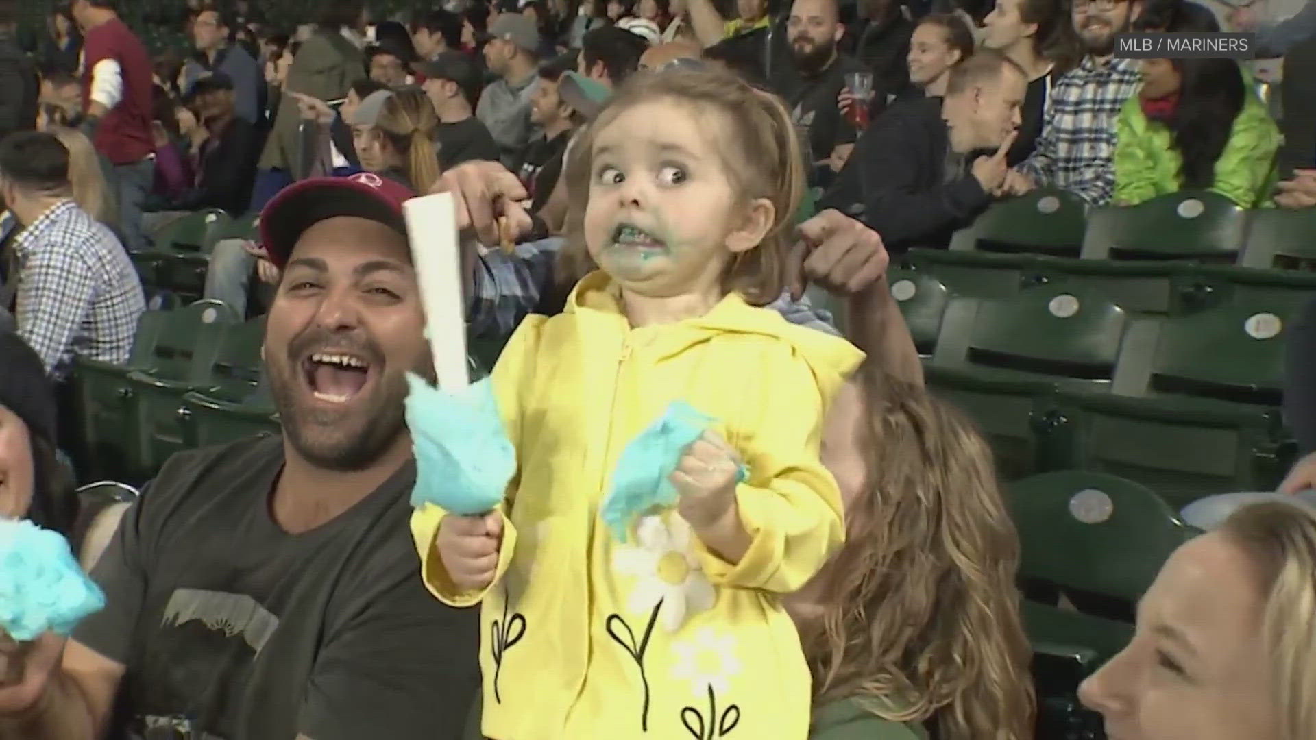 Viral Cotton Candy Girl brings the hype back for Mariners postseason ...