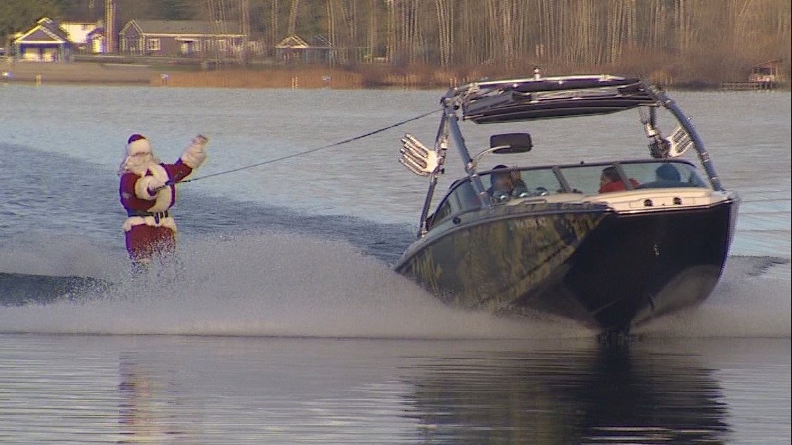 WATCH: Santa goes water skiing around Lake Stevens on Christmas | king5.com
