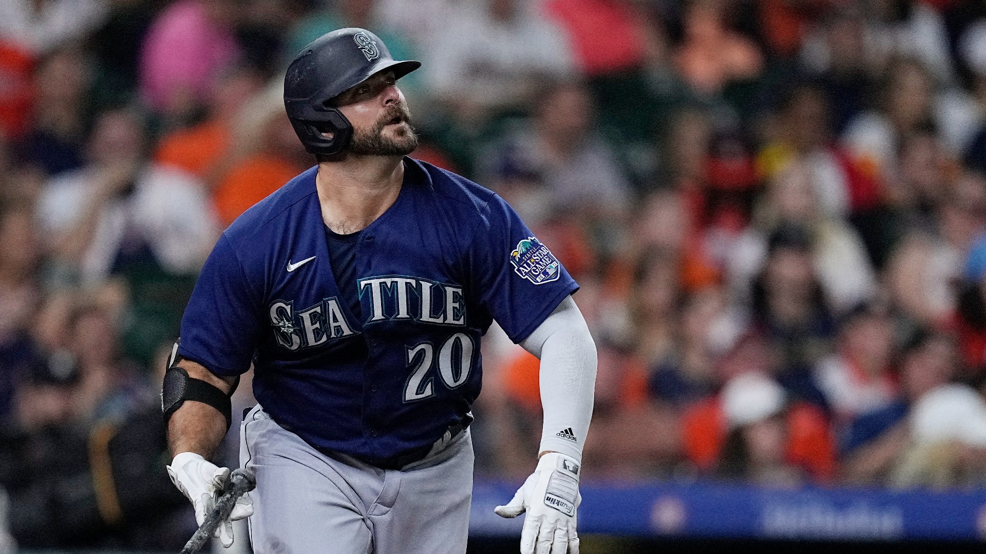 Ford finds footing in third stint with Mariners | king5.com