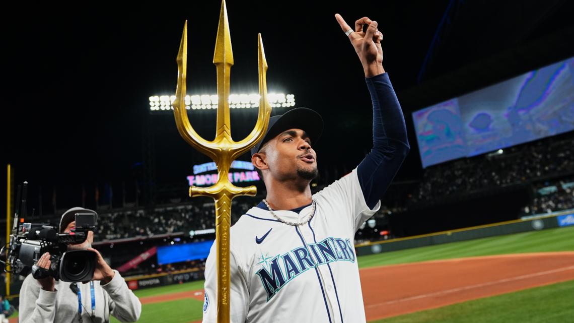 Mariners defeat Tigers 3-2 in ALDS Game 2 | king5.com