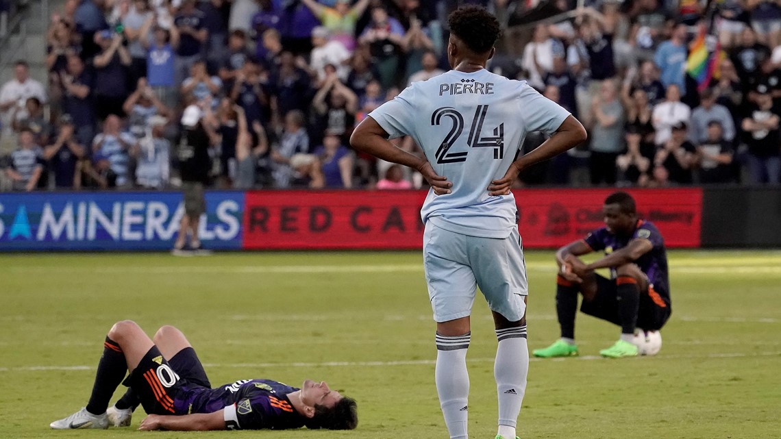 Sounders' 13-year playoff streak ends with 1-0 loss to KC | king5.com
